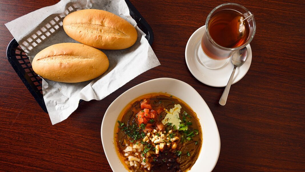 Eritrean Food with Homestyle Vibes | East Bay Express | Oakland ...