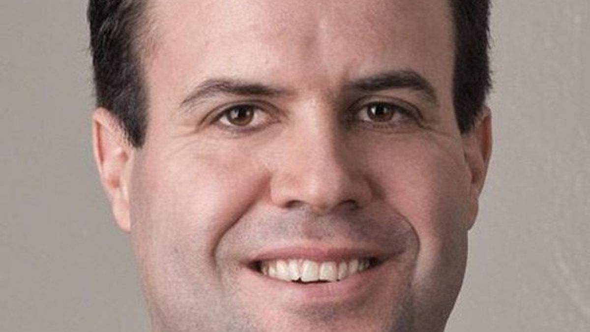 Remembering Reagan with Del Quentin Wilber | East Bay Express | Oakland ...