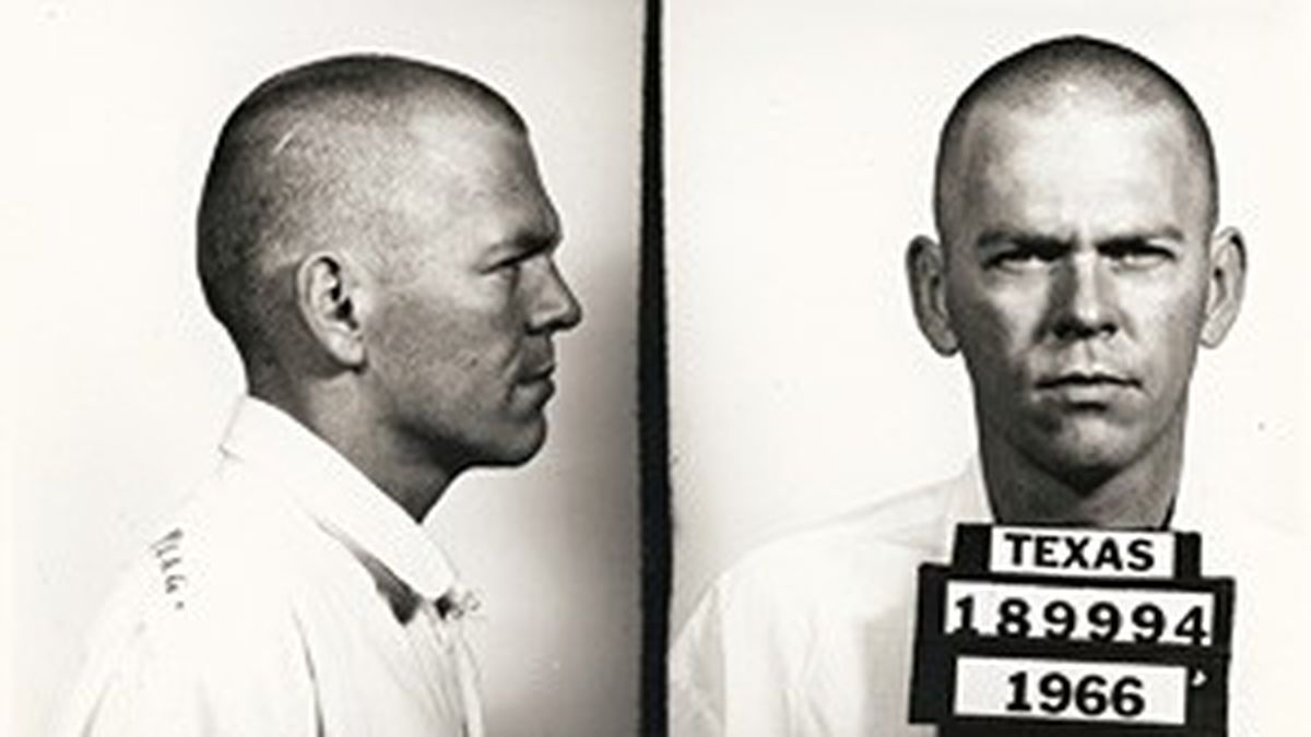 His Lyon Eyes | East Bay Express | Oakland, Berkeley & Alameda