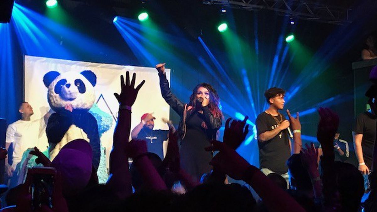 REVIEW: Snow Tha Product's Berkeley Show Was a Full-Blown Party | East ...