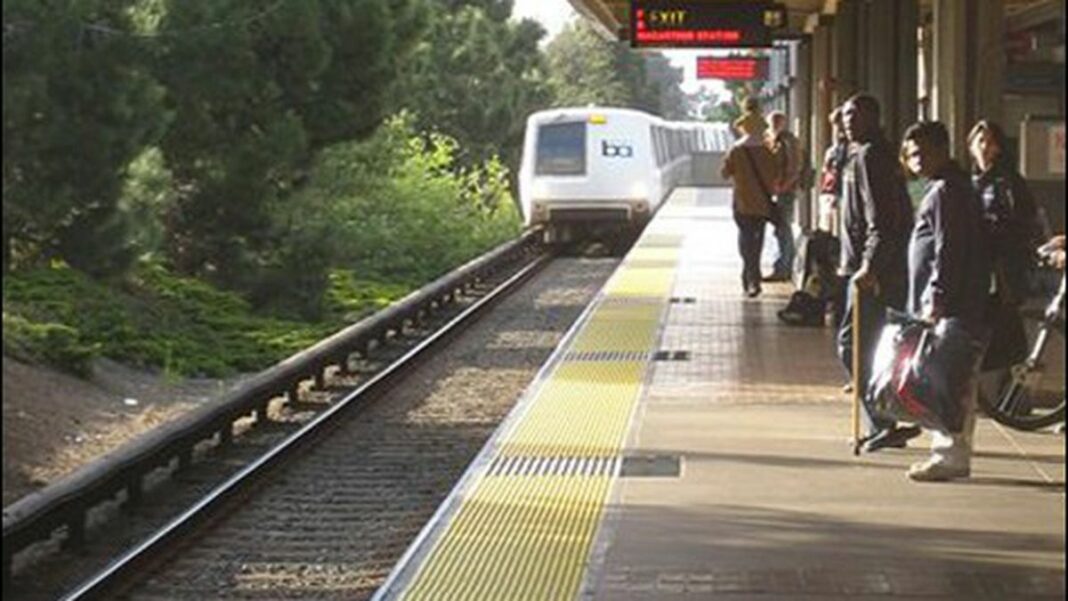 Banning Transit Strikes Is a Bad Idea for Democrats | East Bay Express ...