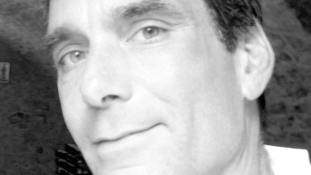 Sipping in Sicily with Robert Camuto | East Bay Express | Oakland ...