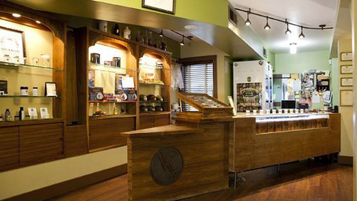 Feds May Close San Francisco's Famous Vapor Room by June 13 | East Bay ...