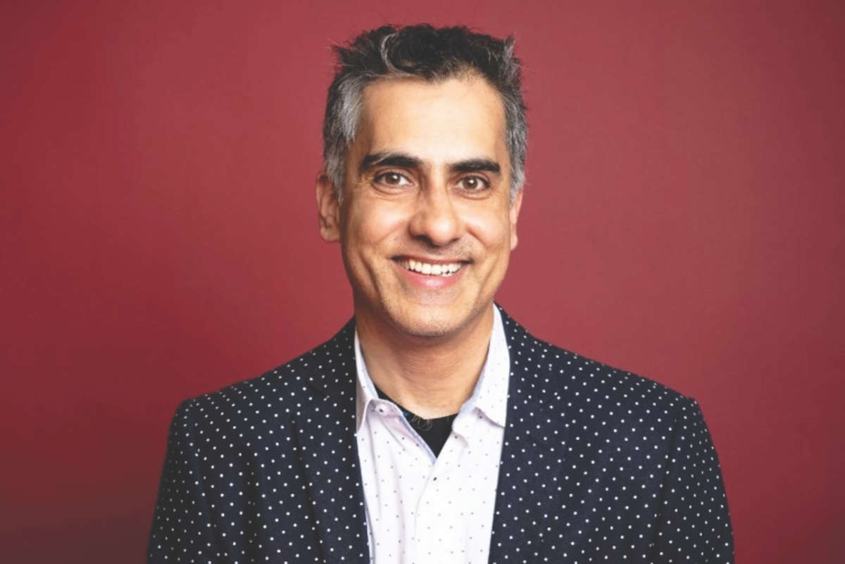 Desi laughs promote peace and unity