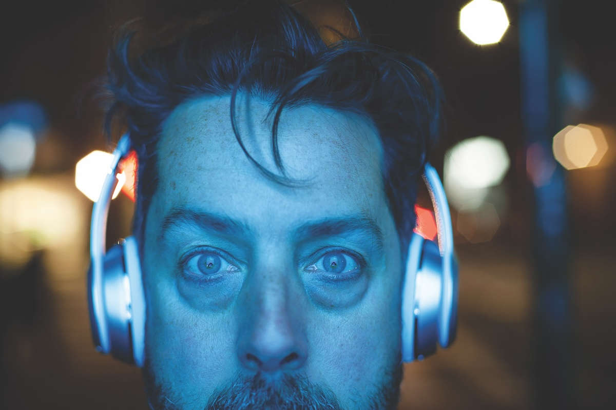 Brian Molyneaux faces himself