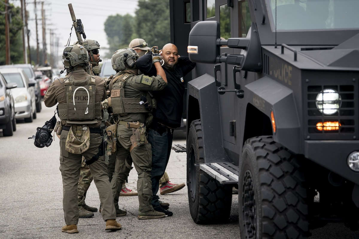 CoCoCo sheriff stiff-arms protests